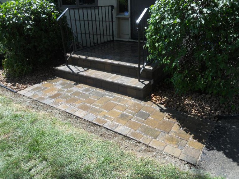 Brick and Block stairs | Devine Design Hardscapes